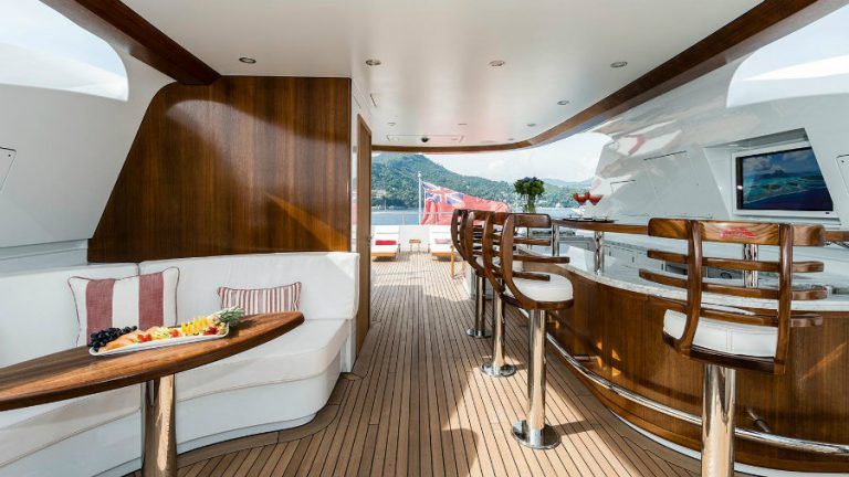See the top 7 best superyacht bars you’ll ever see | Luxury Yachts