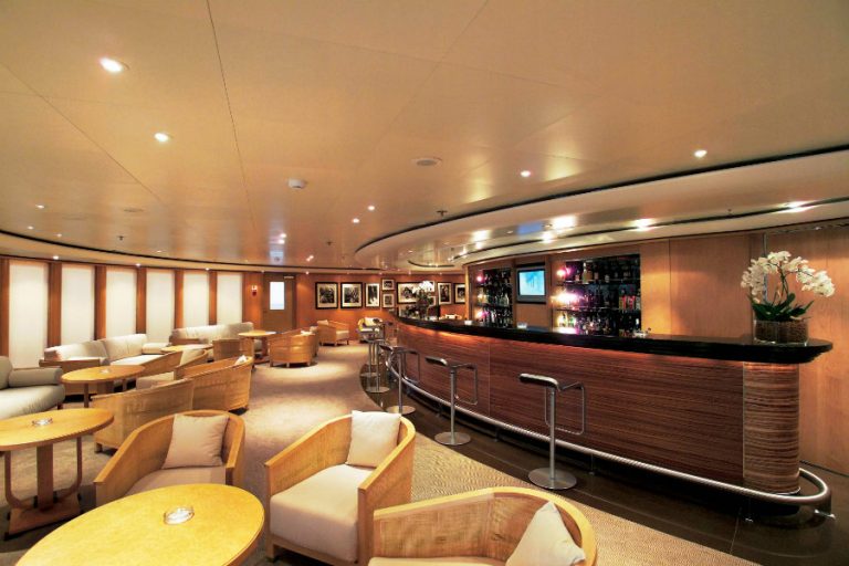 See the top 7 best superyacht bars you’ll ever see | Luxury Yachts