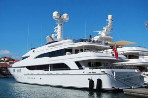 Top yacht designers: 5 luxury yacht interiors by Donald Starkey ...
