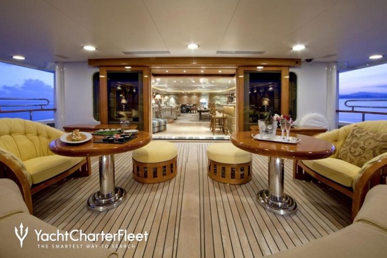 Top Yacht Designers: 5 Luxury Yacht Interiors by Terence Disdale ...